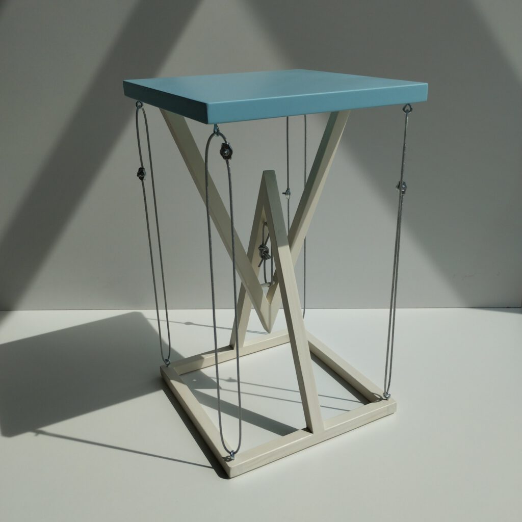 Tensegrity table "Shaky" - Luomi Design